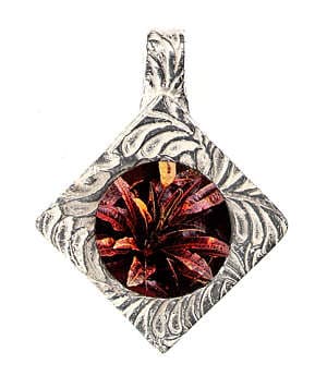 3 Ways to Use 2-Part Epoxy Resins - Ganoksin Jewelry Making Community