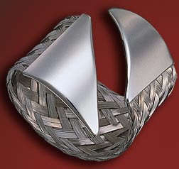 The Work of Three Contemporary Wire Artists - Ganoksin Jewelry Making ...