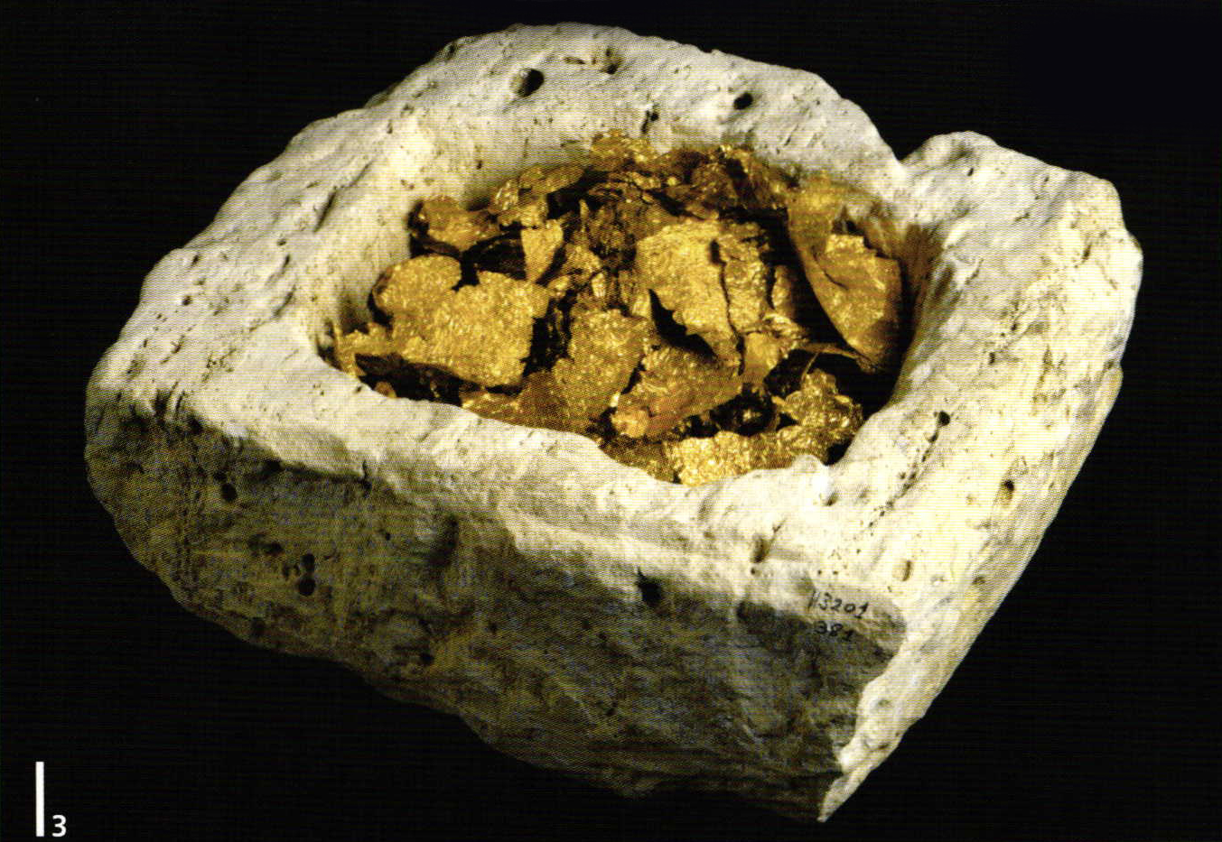 Moche Metalwork - Ganoksin Jewelry Making Community