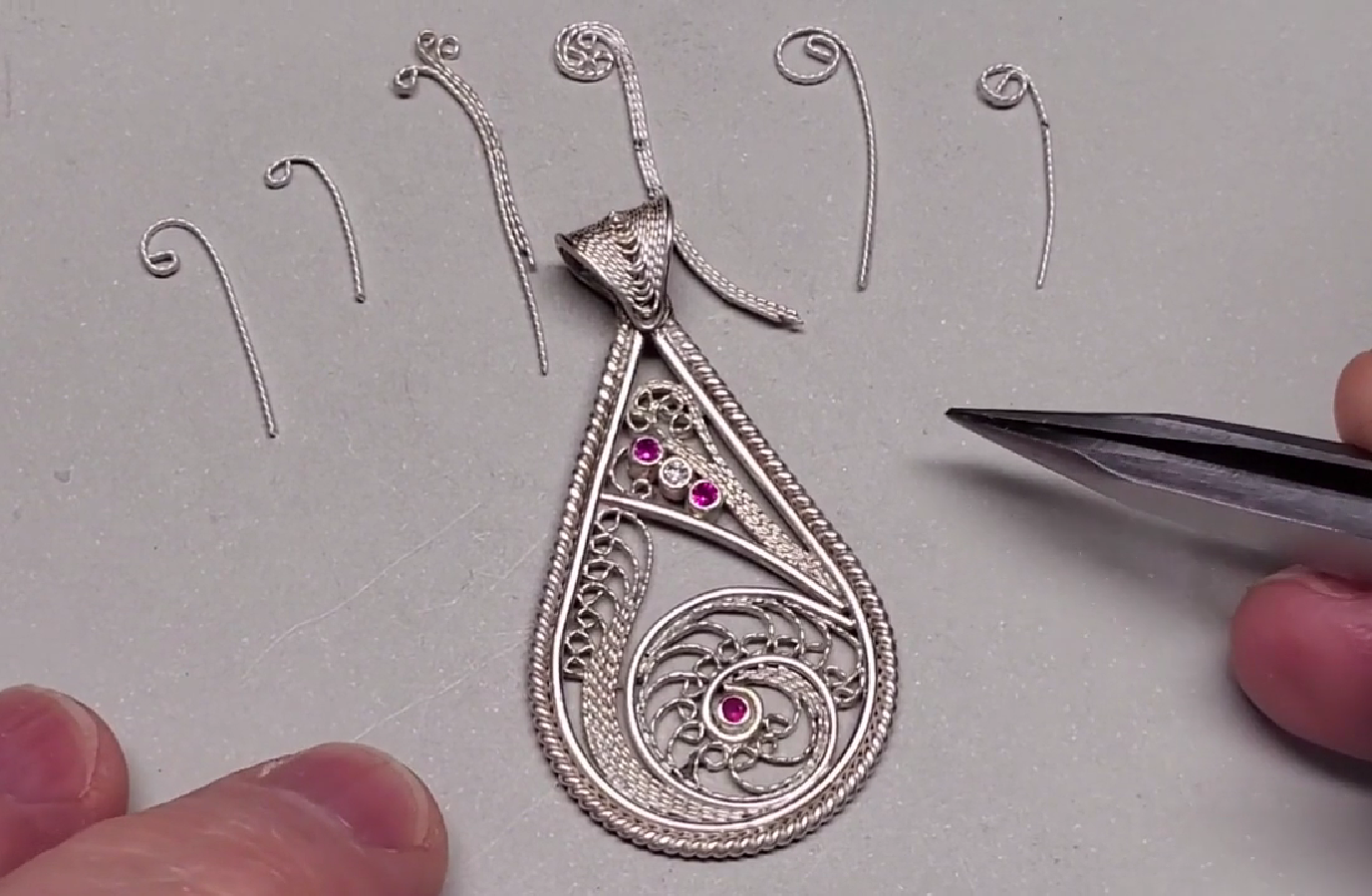 How to Make Basic Filigree Shapes - How-To Video - Ganoksin Jewelry ...