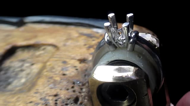 4-Claw/Prong Setting #1 - How-To Video - Ganoksin Jewelry Making Community