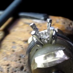 4-Claw/Prong Setting #2 - How-To Video - Ganoksin Jewelry Making Community