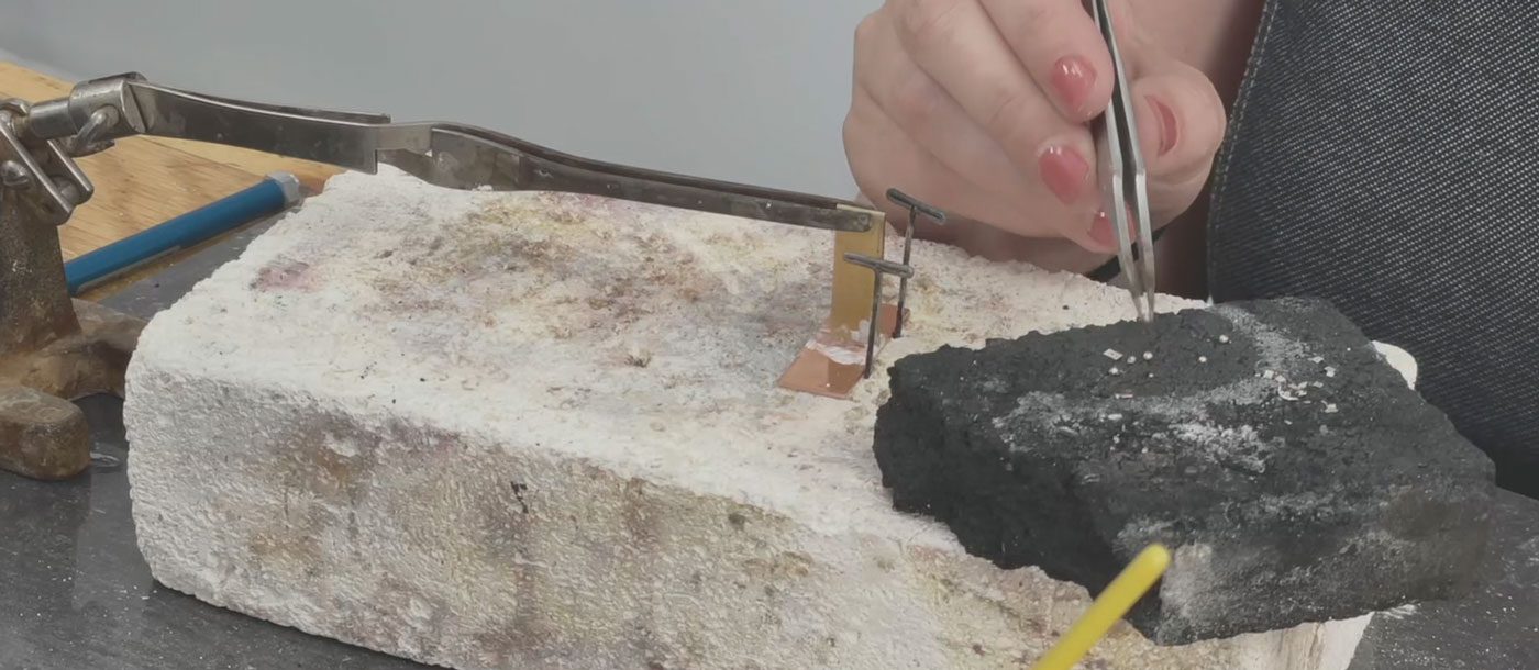 Soldering Techniques from Beginner to Advanced - How-To Video ...